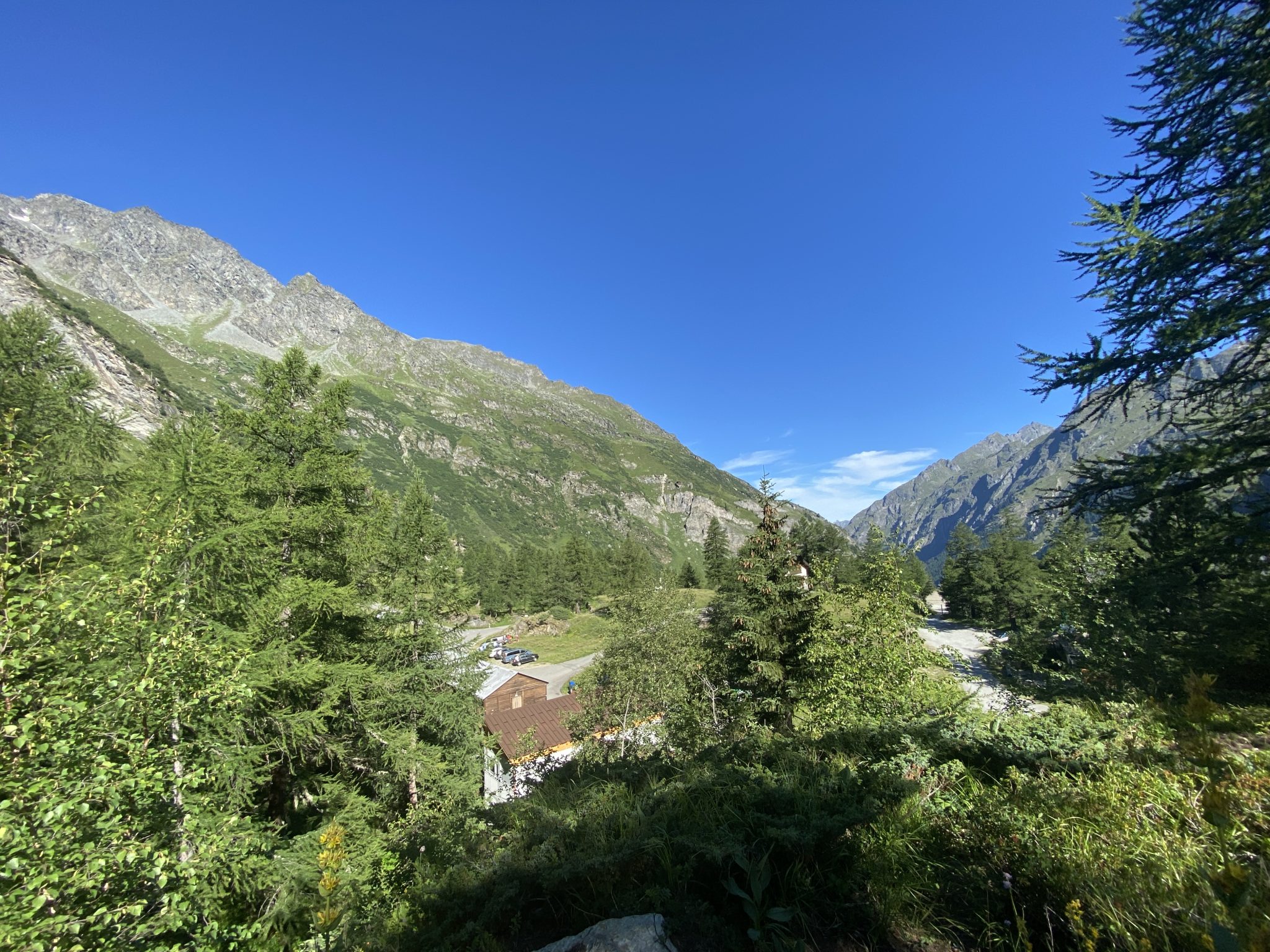 Mauvoisin tour du lac par la cabane de Chanrion – Randonnées Bonheur